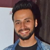 Kunal Shukla - Movies, Biography, News, Age & Photos | BookMyShow