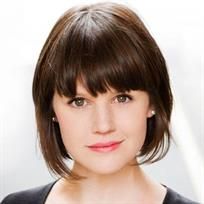 Elizabeth Hay's Instagram, Twitter & Facebook on IDCrawl