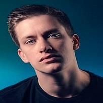 Daniel Sloss - Movies, Biography, News, Age & Photos | BookMyShow