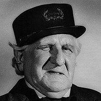 Finlay Currie - Movies, Biography, News, Age & Photos | BookMyShow