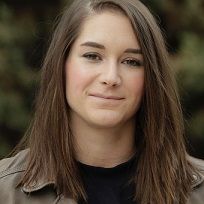 Liz Hannah - Movies, Biography, News, Age & Photos | BookMyShow