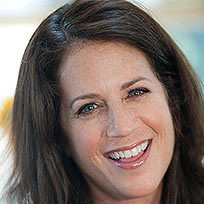 Mary Vernieu - Movies, Biography, News, Age & Photos | BookMyShow