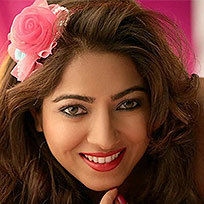 Reena Soni's Instagram, Twitter & Facebook on IDCrawl