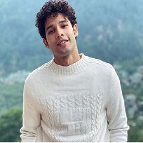 Siddhant Chaturvedi - Movies, Biography, News, Age & Photos | BookMyShow