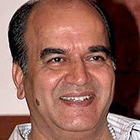 Surendra Pal - Movies, Biography, News, Age & Photos | BookMyShow